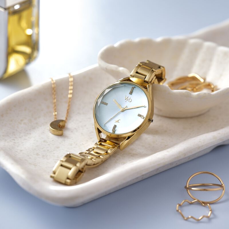 Buy Online Fastrack Vyb Aurora Quartz Analog Green Dial Golden Color ...