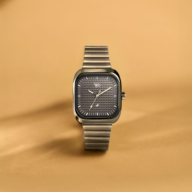 Buy Online Fastrack Vyb Maverick Quartz Analog Khaki Dial Metal Strap ...