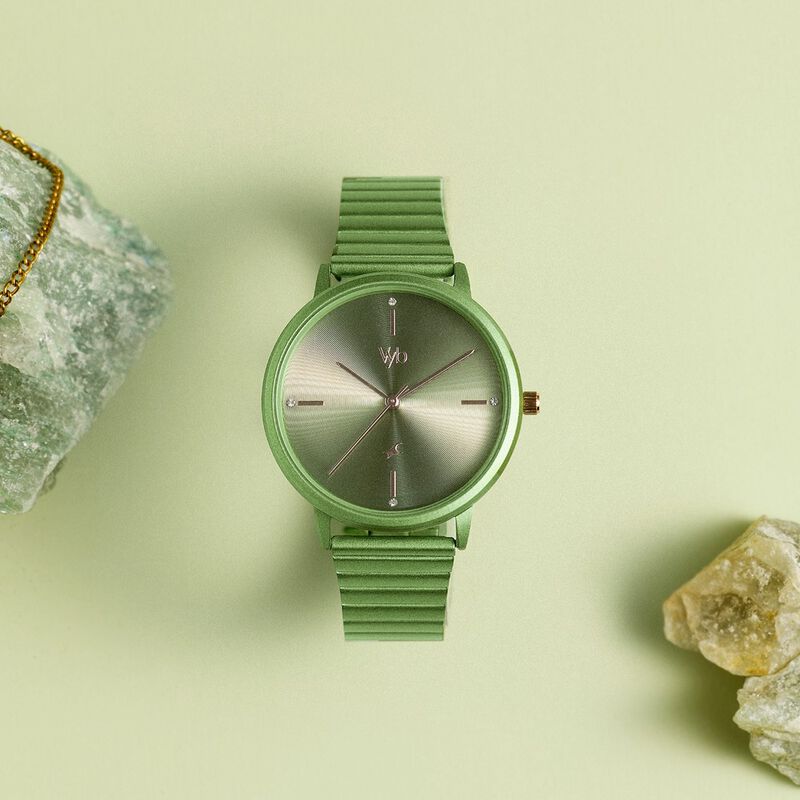 Buy Online Fastrack Vyb Bliss Quartz Analog Green Dial Metal Strap ...