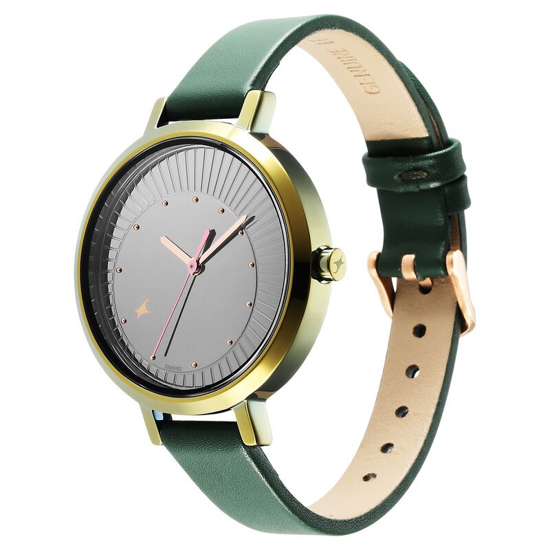 Fastrack Style Up Black Dial Leather Strap Watch for Girls