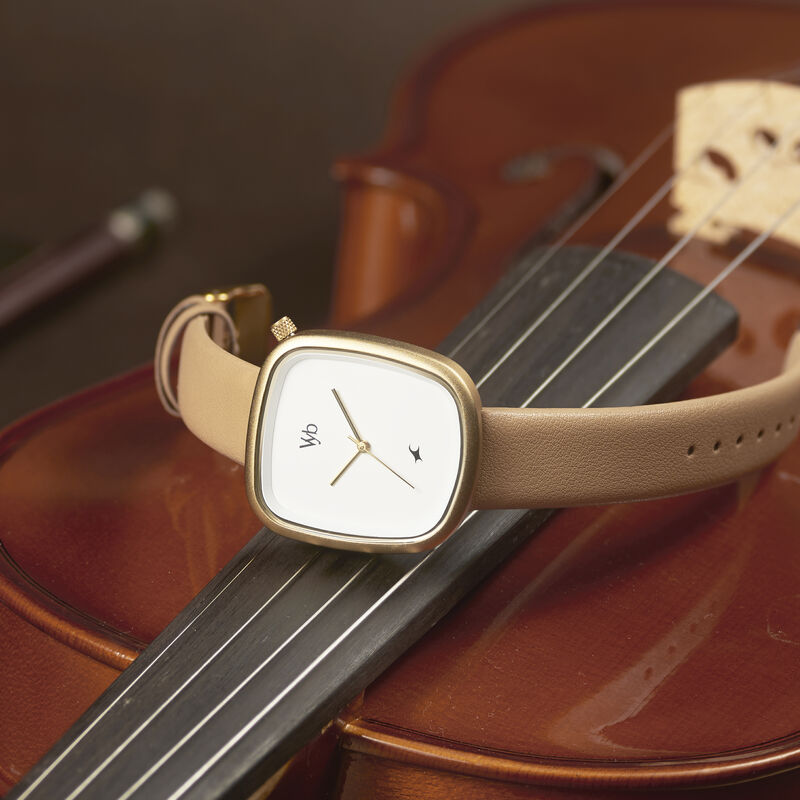 Fastrack Vyb Prodigy Quartz Analog White Dial Leather Strap Watch for Girls