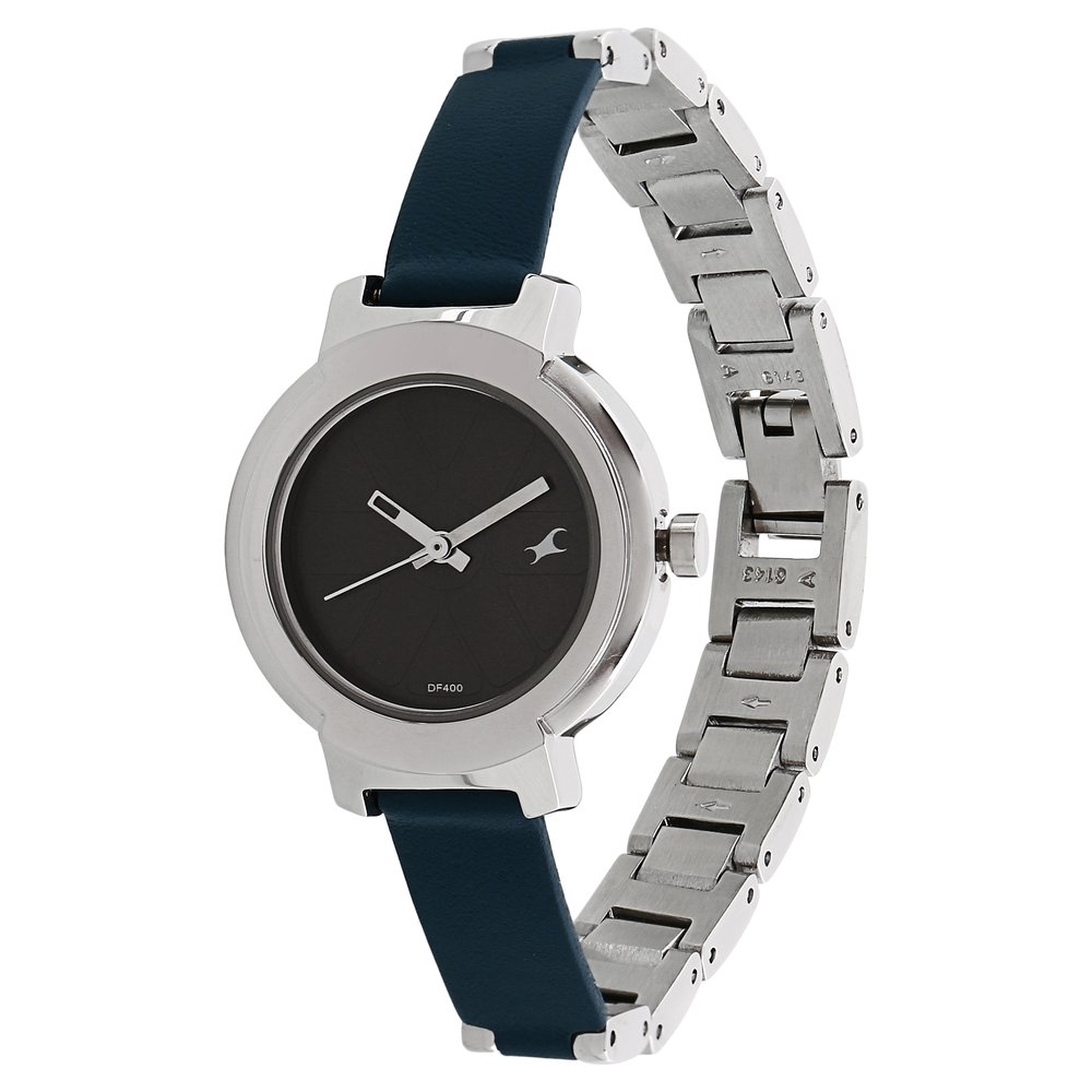Buy Online Fastrack Motorheads Quartz Analog Grey Dial Metal Strap ...