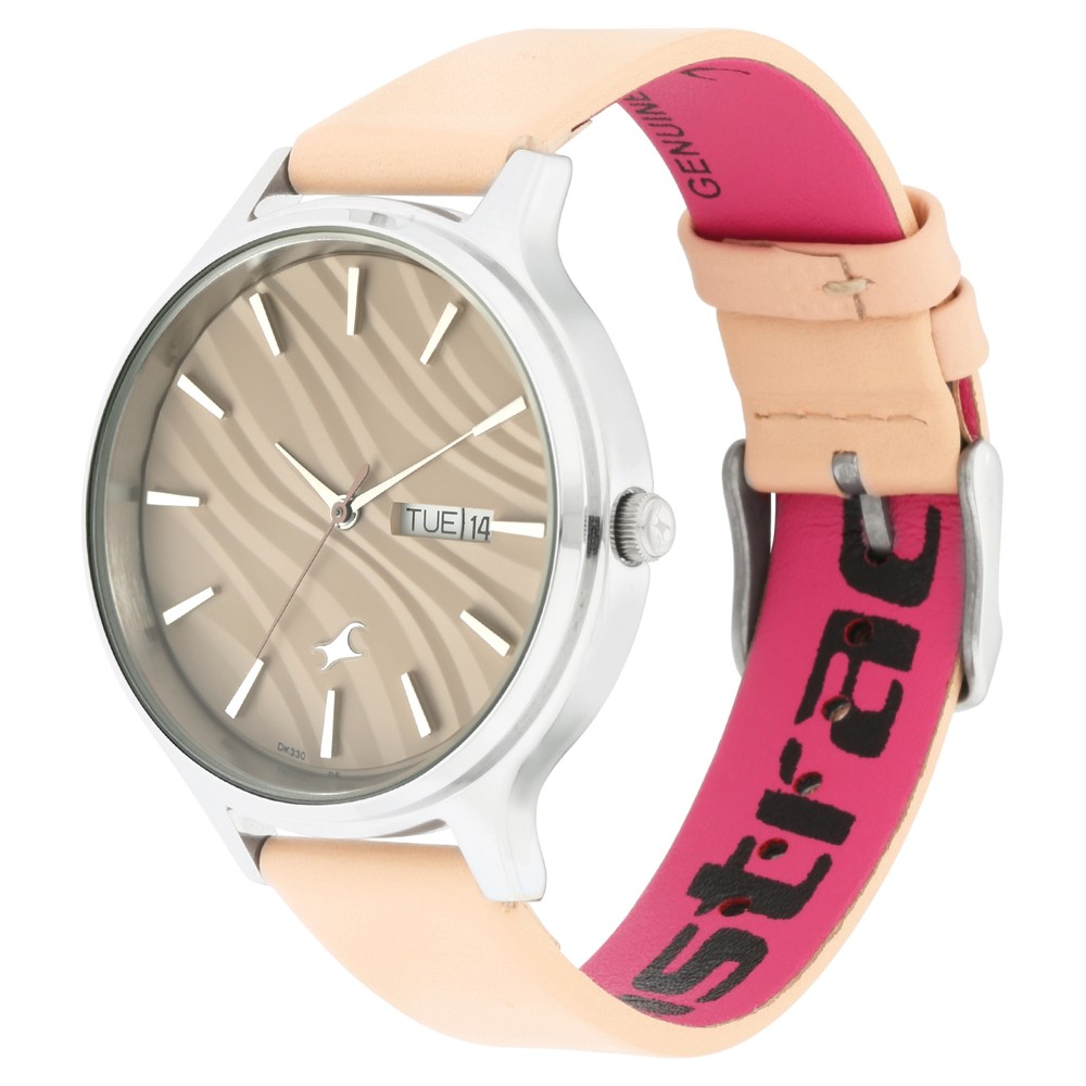 Buy Online Fastrack Ruffles Quartz Analog with Day and Date Beige Dial ...