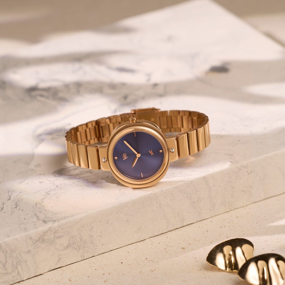 Buy Online Fastrack Vyb Diva Quartz Analog Purple Dial Metal Strap Watch For Girls - fv60075wm01 ...