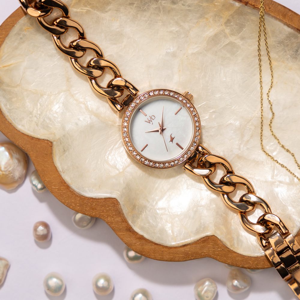 Buy Online Fastrack Vyb Showstopper Quartz Analog Mother Of Pearl Dial ...