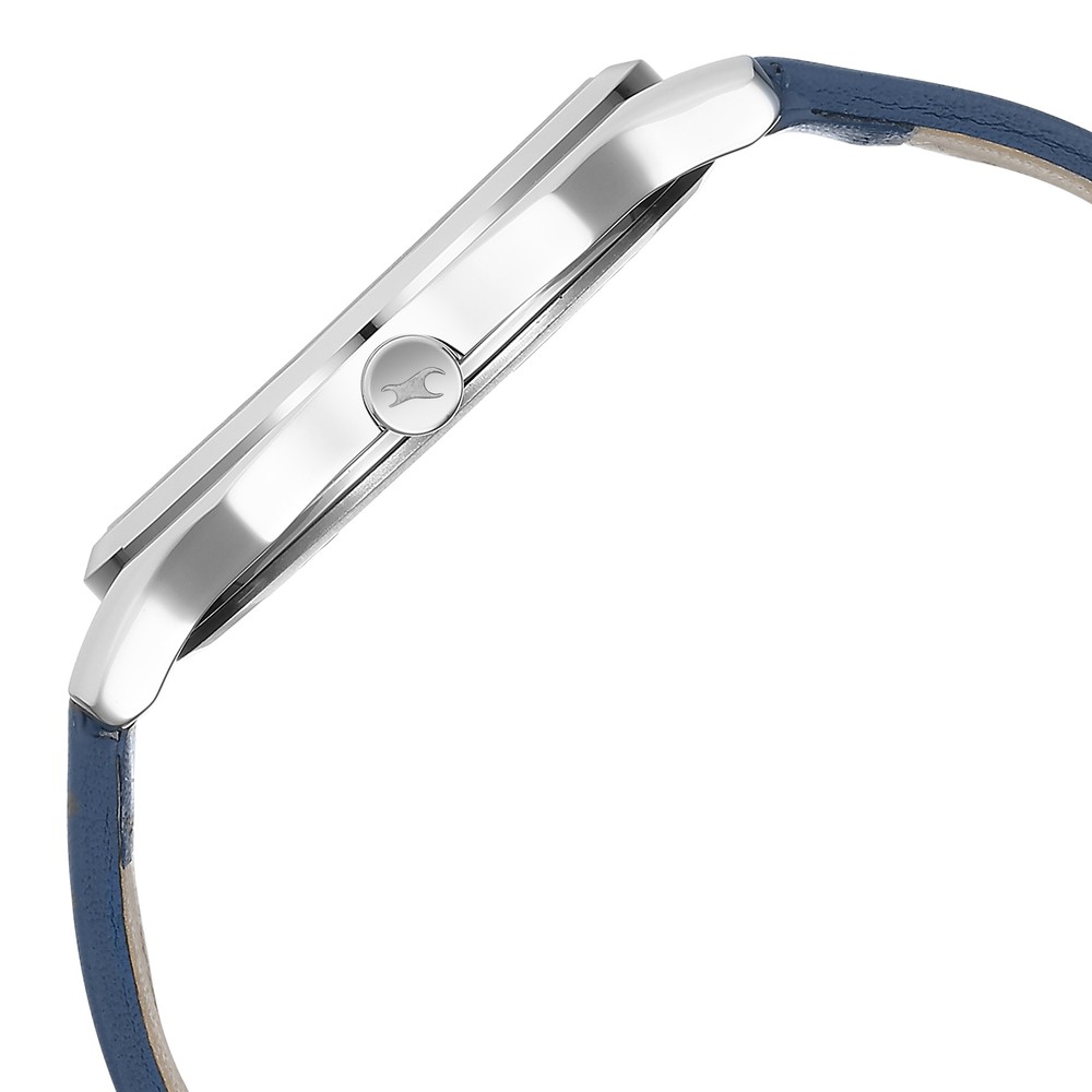 Buy Online Fastrack Stunners Quartz Analog Silver Dial Leather Strap ...